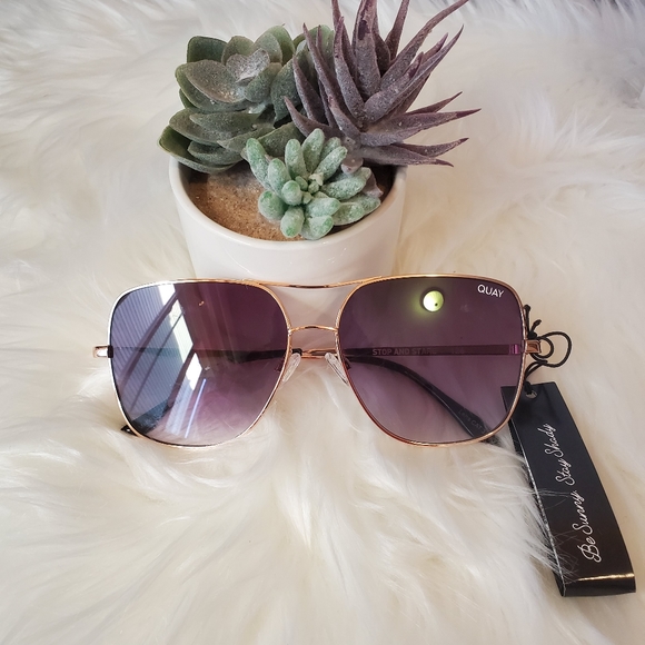 Quay Australia Accessories Quay Stop And Stare Goldsmoke Sunglasses